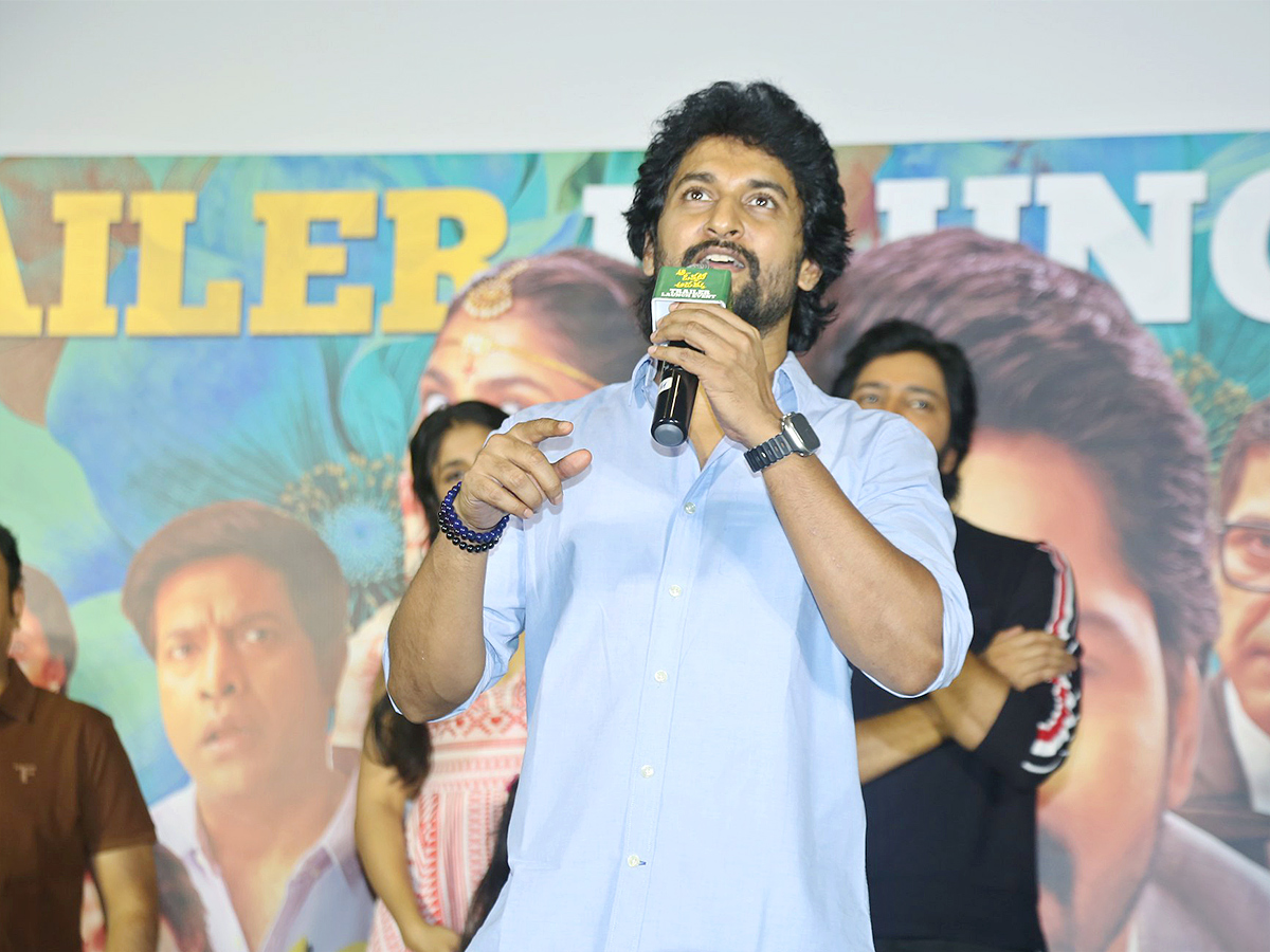 'ఆ ఒక్కటీ అడక్కు' ట్రైలర్ లాంచ్ ఈవెంట్‌ (ఫొటోలు) | Allari Naresh Aa Okkati Adakku Movie Trailer ...